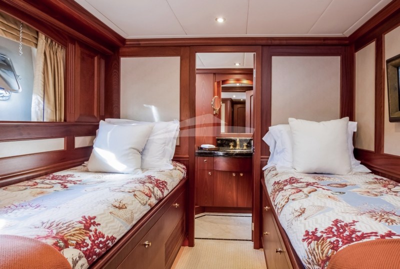 Rayburn Custom Yachts Yacht Charters