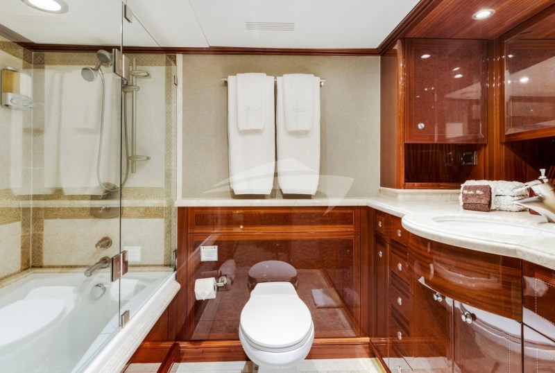 Splendor Yachts Yacht Charters