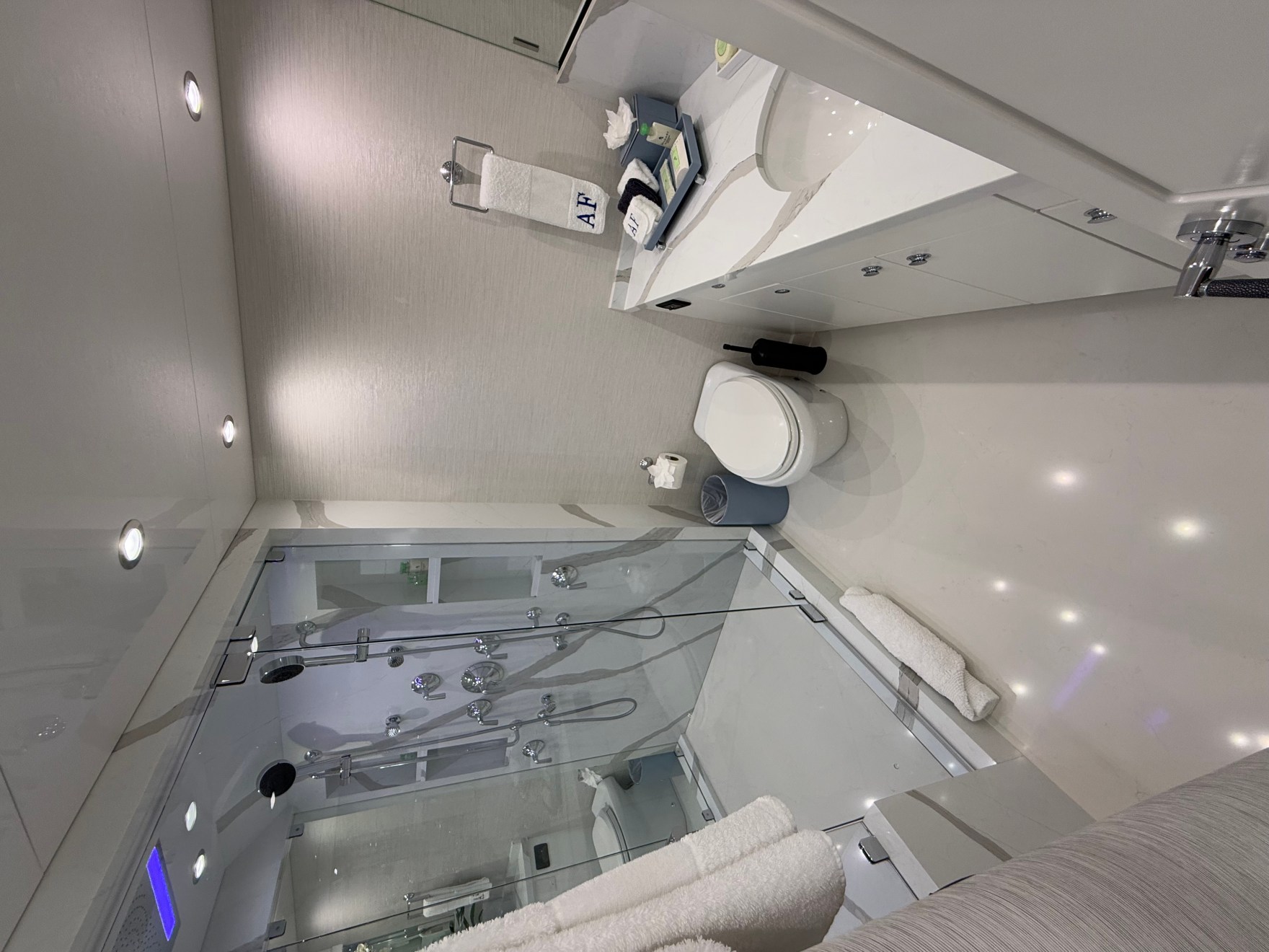 Top 10 Bahamas Superyacht Charters (Reviews & Excl. Footage)