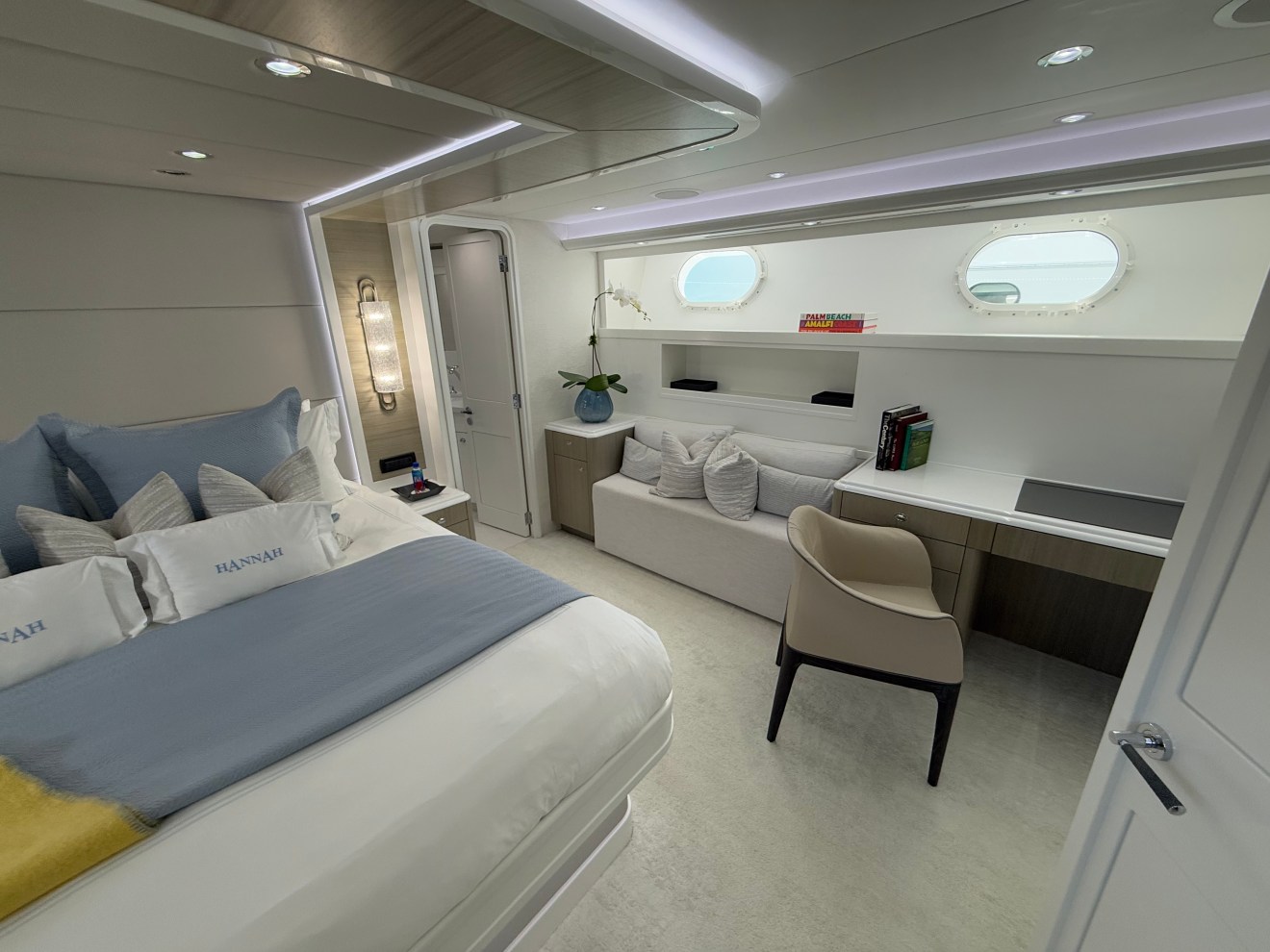 Top 10 Bahamas Superyacht Charters (Reviews & Excl. Footage)