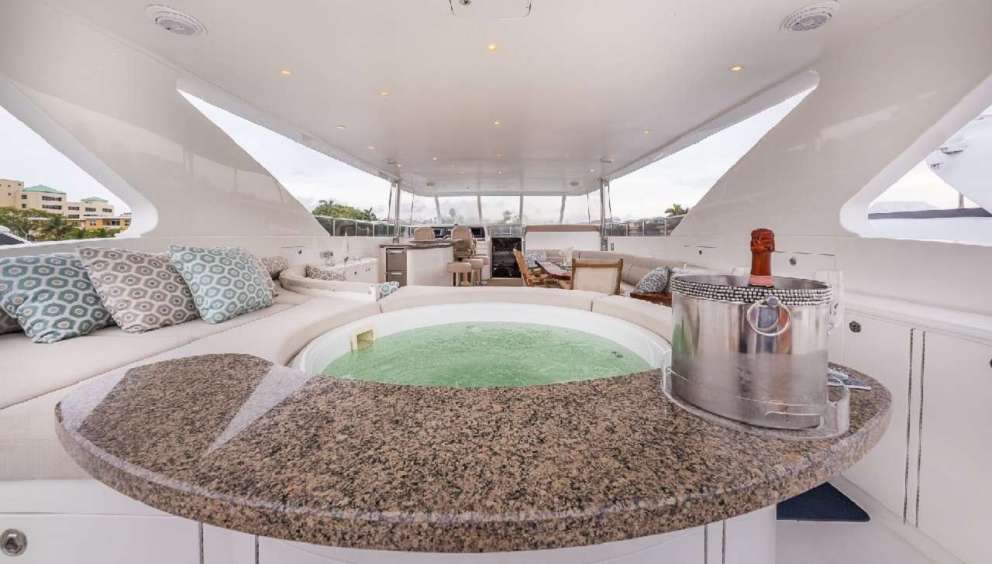 LADY DEENA II | 101' Hargrave | Motor Yacht Charter in the Bahamas