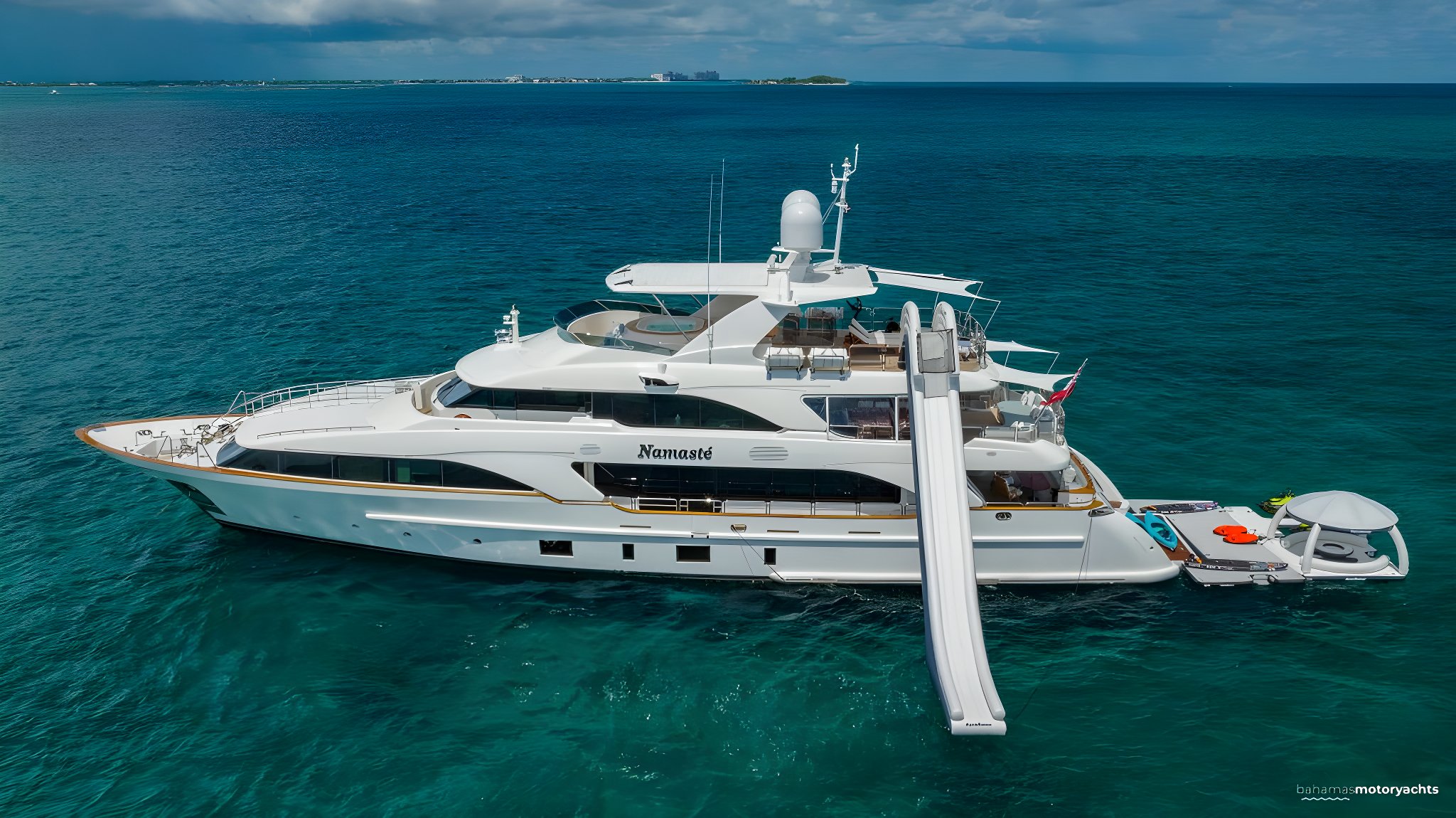 NAMASTE | 121' Benetti | Motor Yacht Charter in the Bahamas