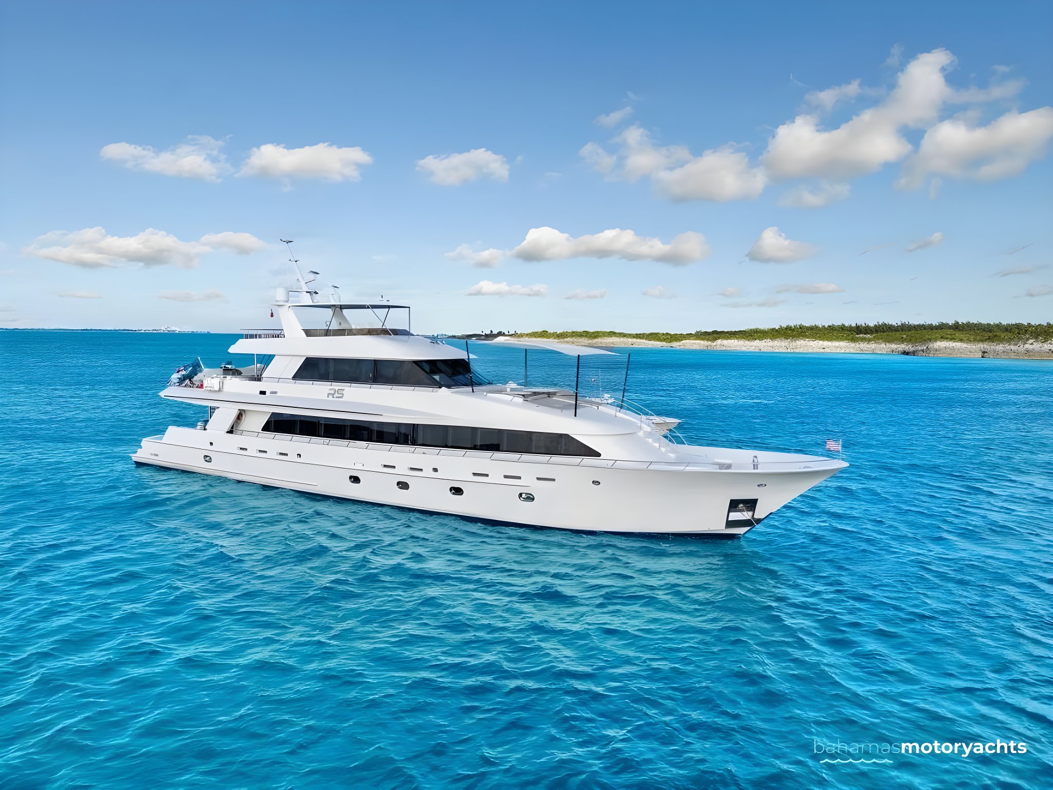 REAL SUMMERTIME | 120' Sovereign | Motor Yacht Charter in the Bahamas