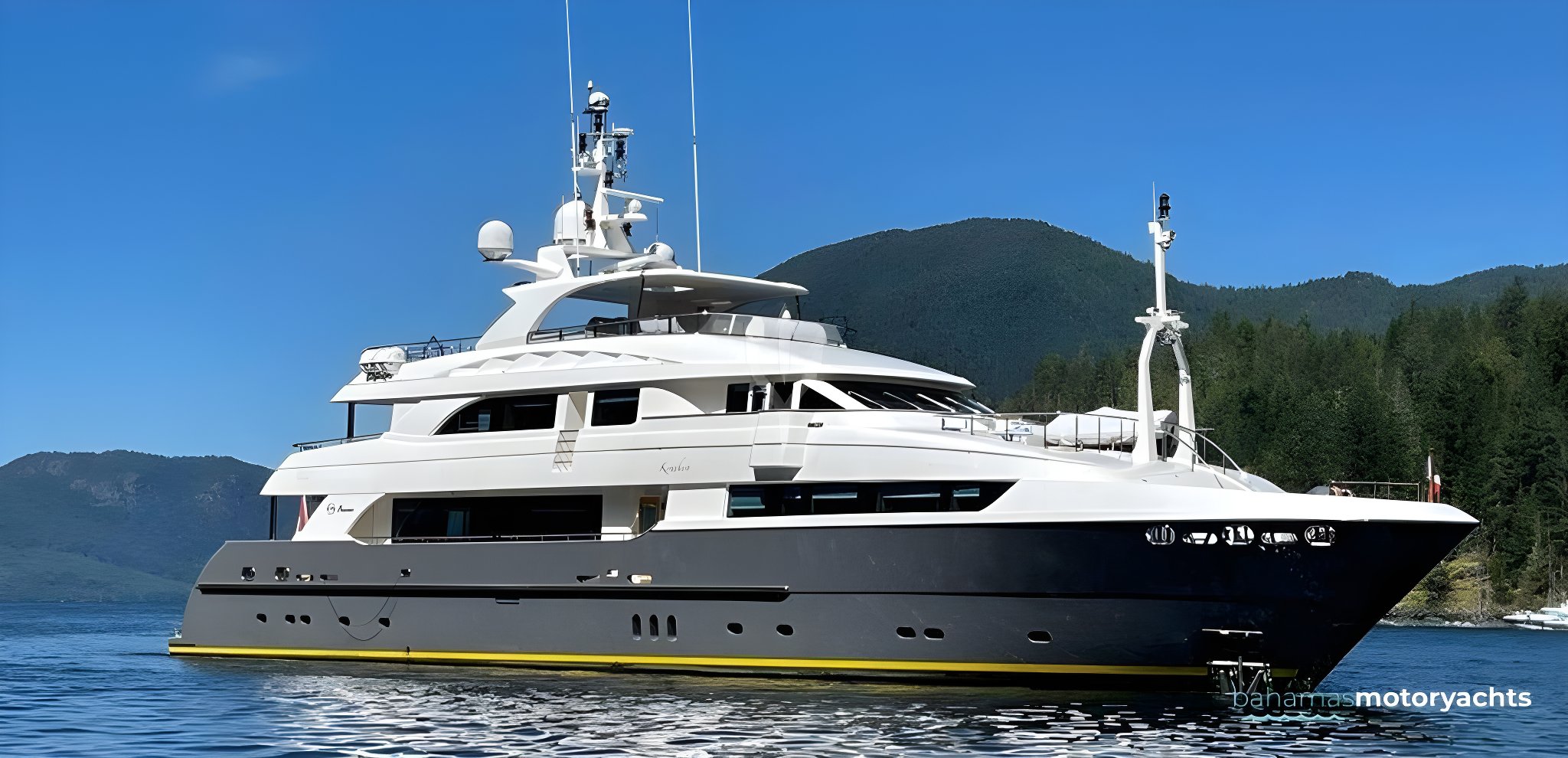 STAY SALTY | 135' Horizon | Motor Yacht Charter in the Bahamas